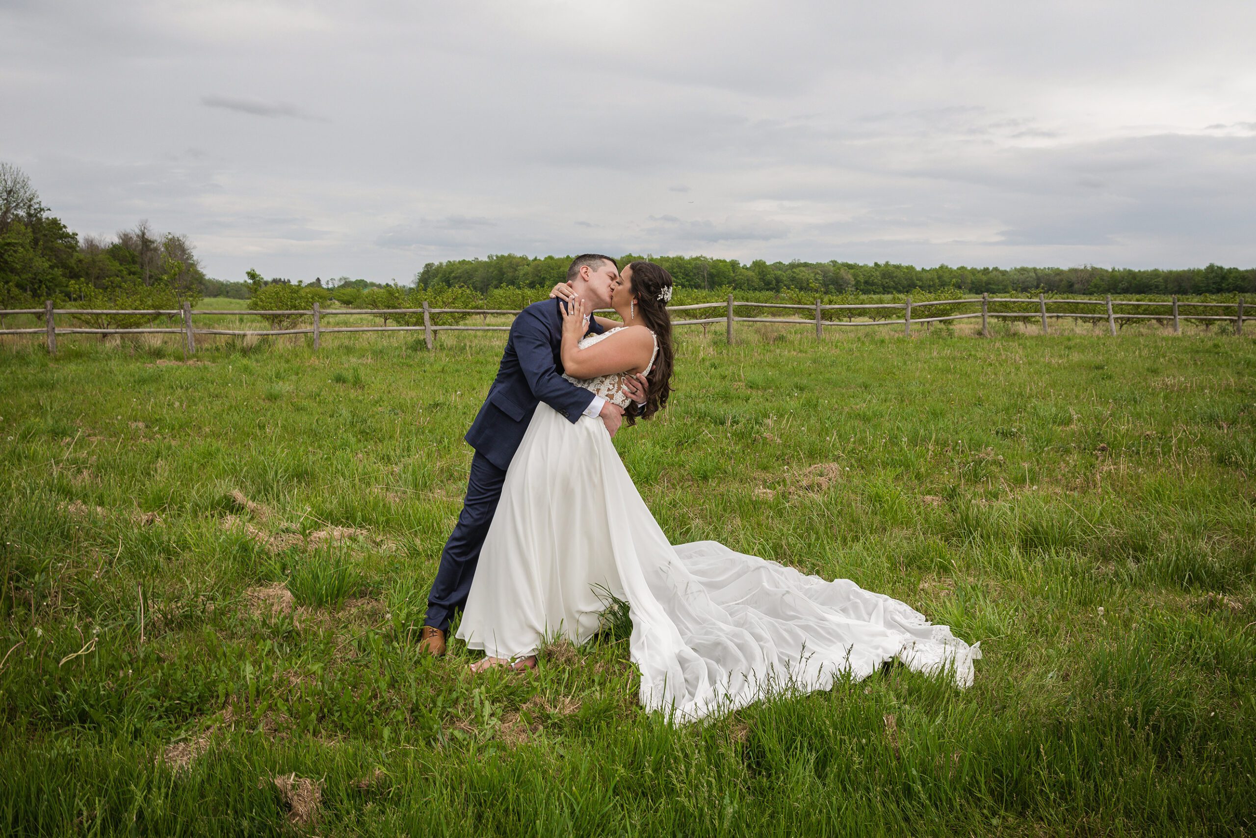 Pomona at Blue Barn Wedding | Wedding Photographer Rochester NY